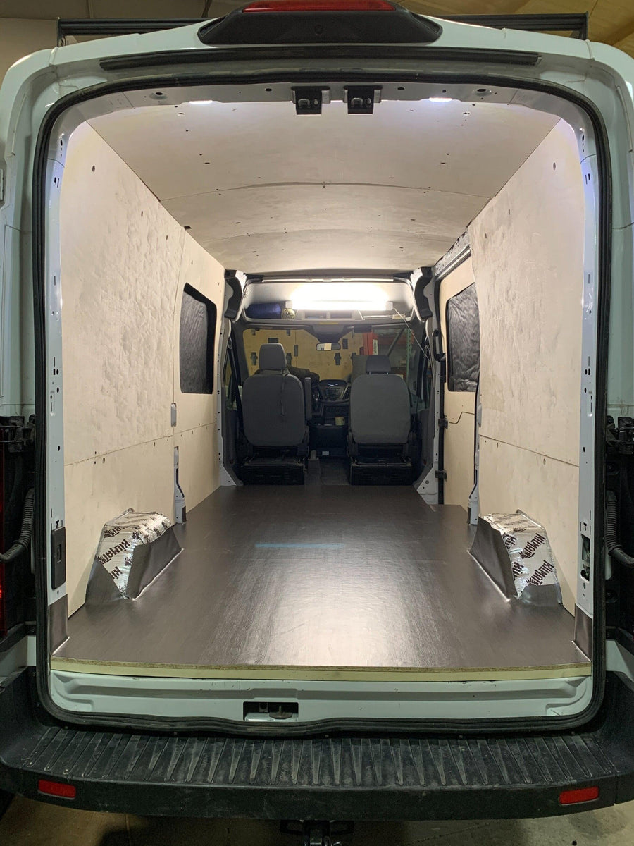 Interior – https://www.avcrig.com/store