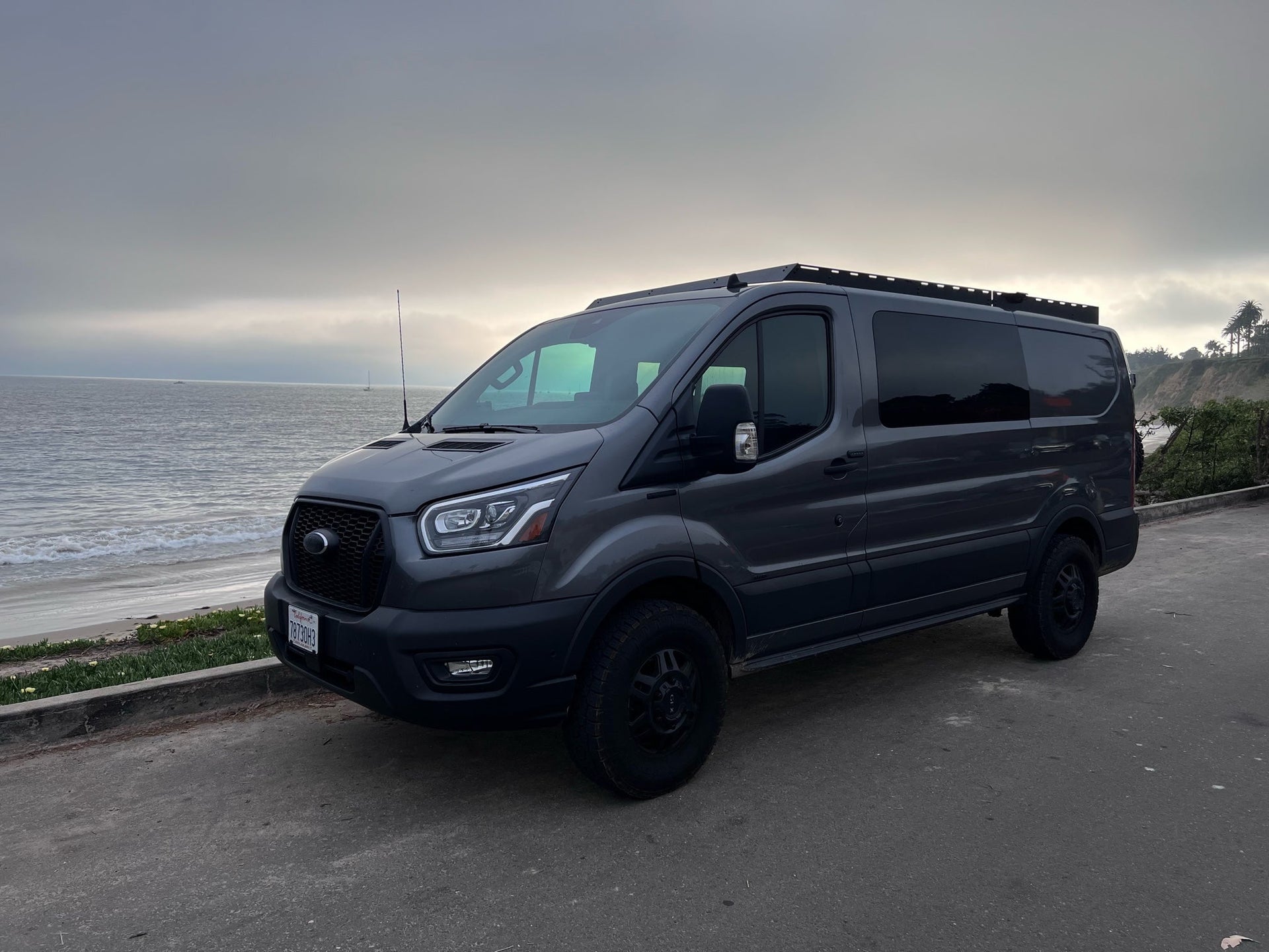 Low Roof 130 – https://www.avcrig.com/store