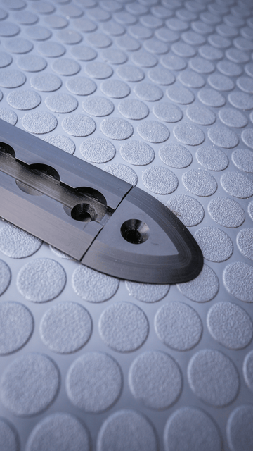 Interior – https://www.avcrig.com/store